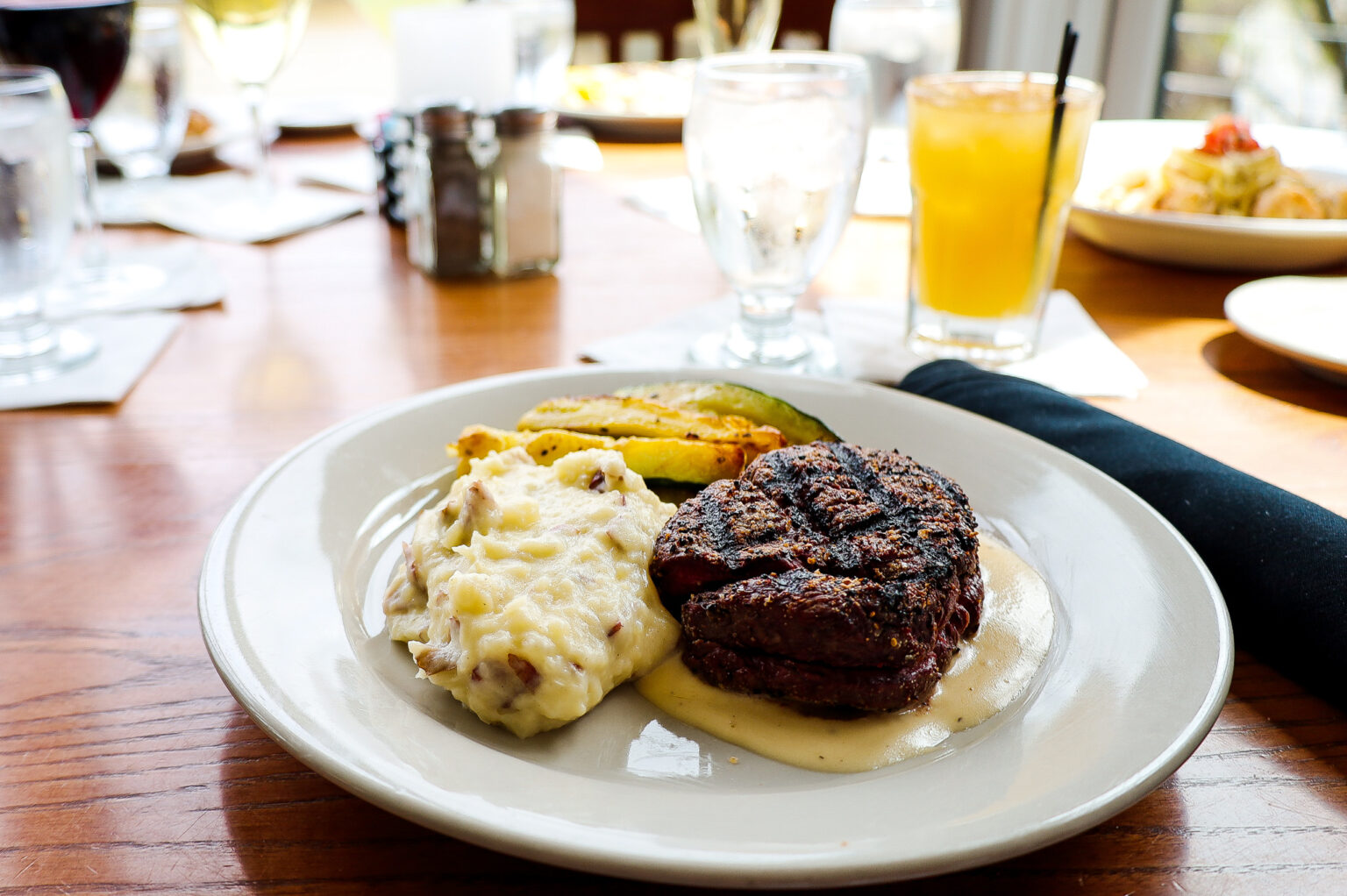 Home [brocksgrill.com]